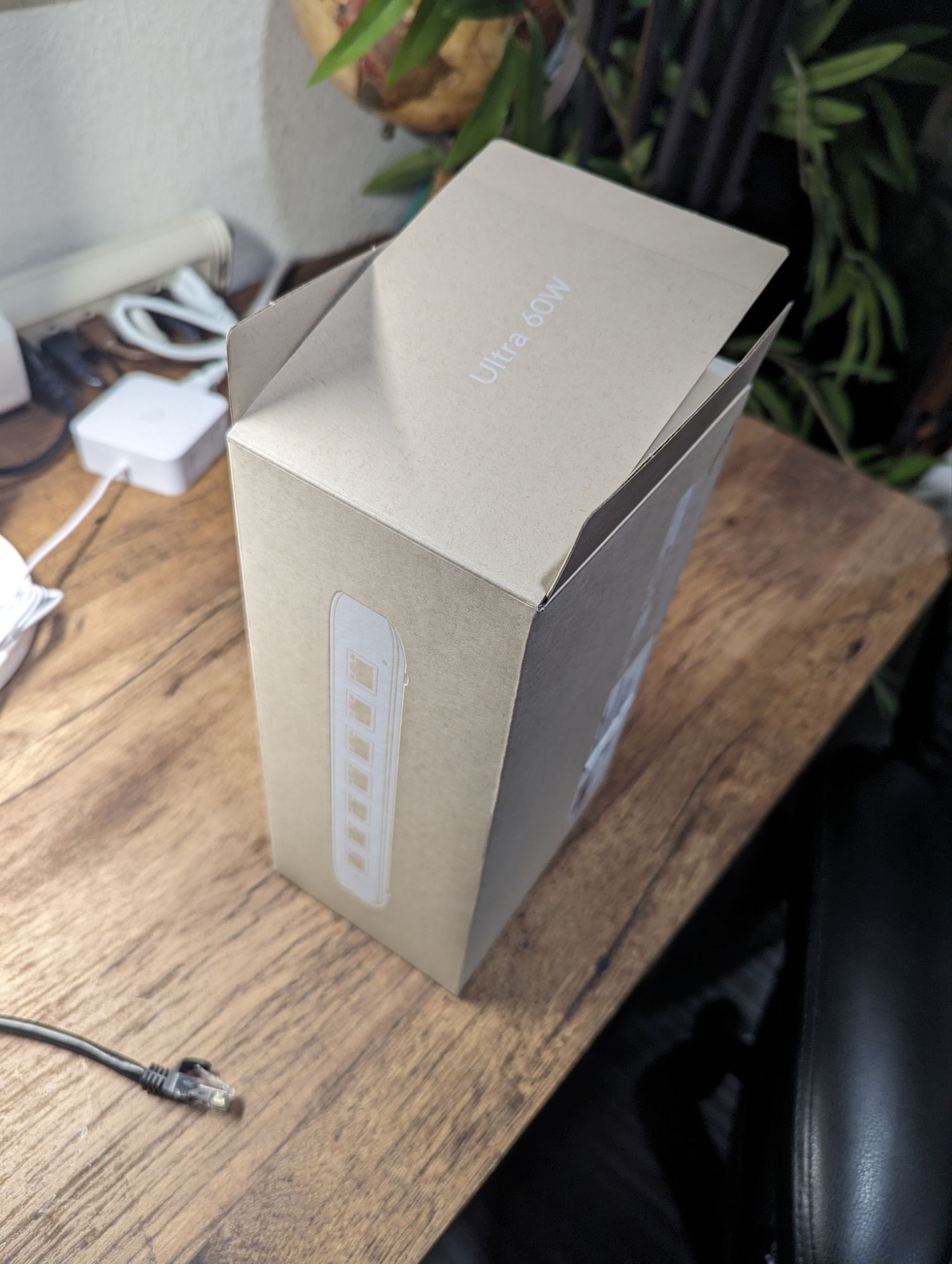 Review: UniFi ‘USW-Ultra-60W’ 8-Port Managed Switch – Securing The Universe